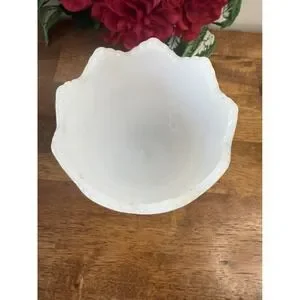 eo brody | Accents | Vintage Eo Brody Milk Glass Pedestal Vase Diamond ...
